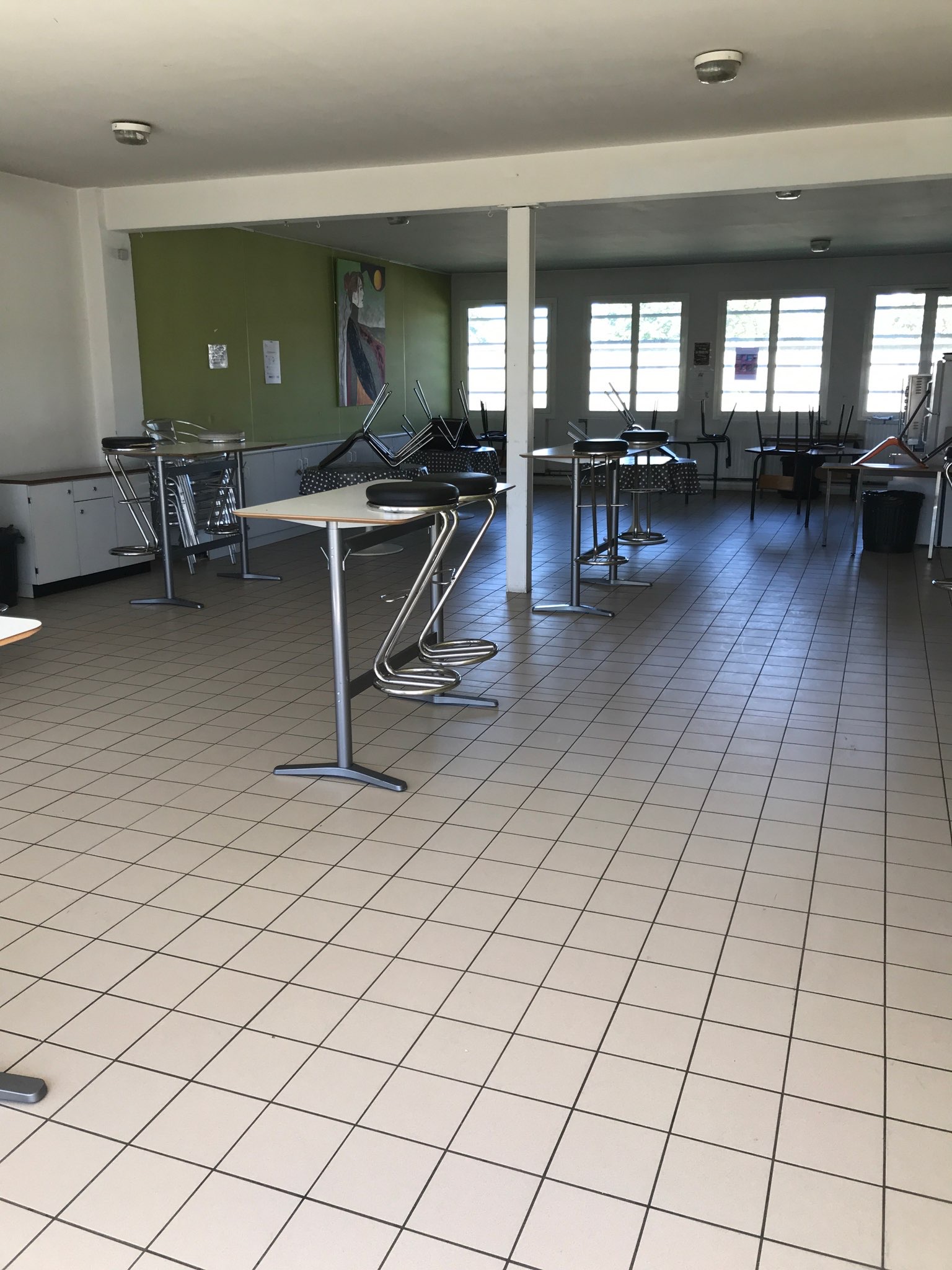 Nos locaux sont prêts à accueillir les élèves - Lycée des métiers de ...